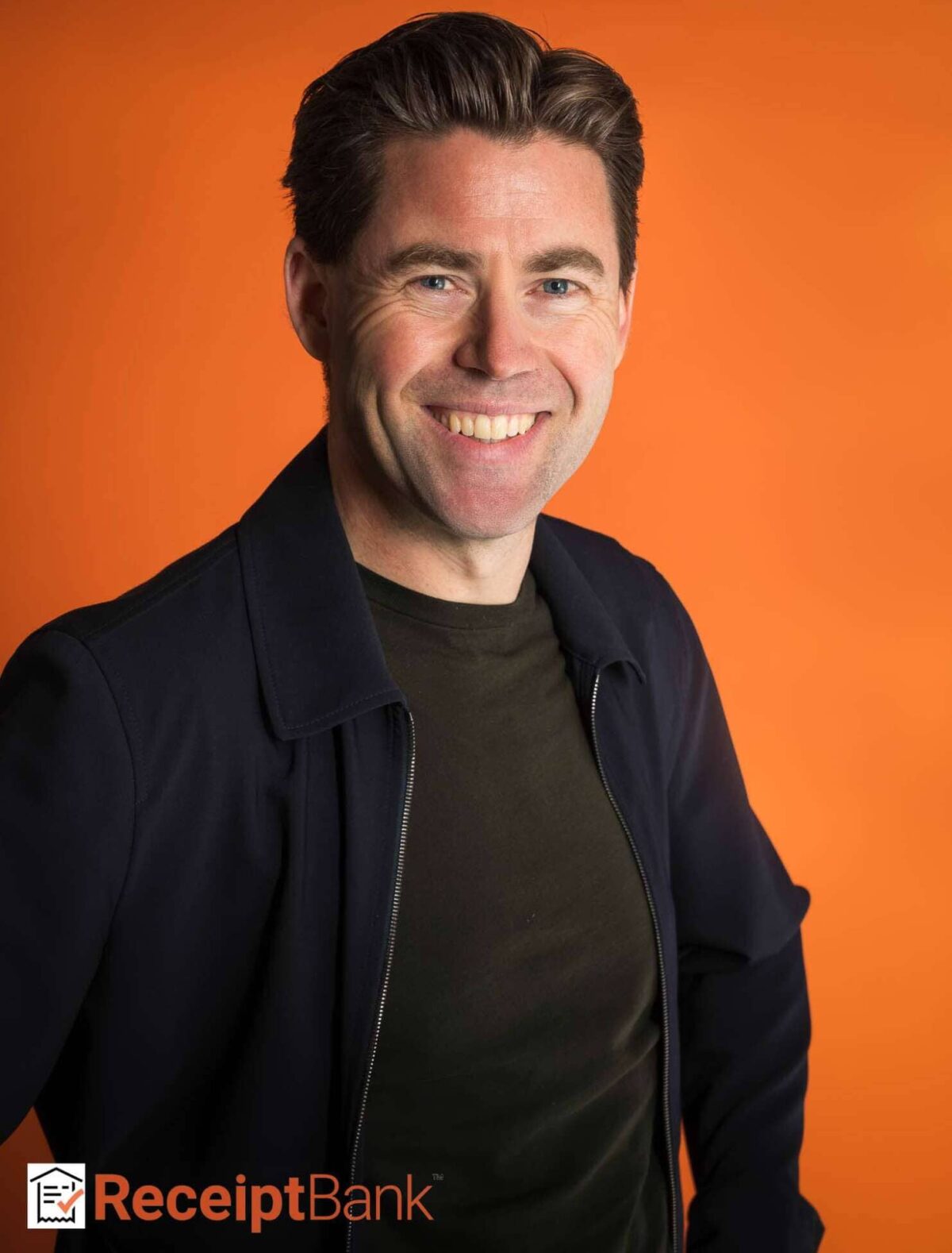 Modern Corporate Headshot Photographer - Simon Plant